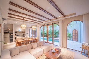 Villa de Luxo, 3 quartos, vista para a piscina | Sala de estar