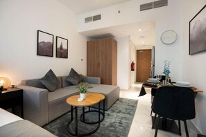 Apartamento, varanda | Sala de estar