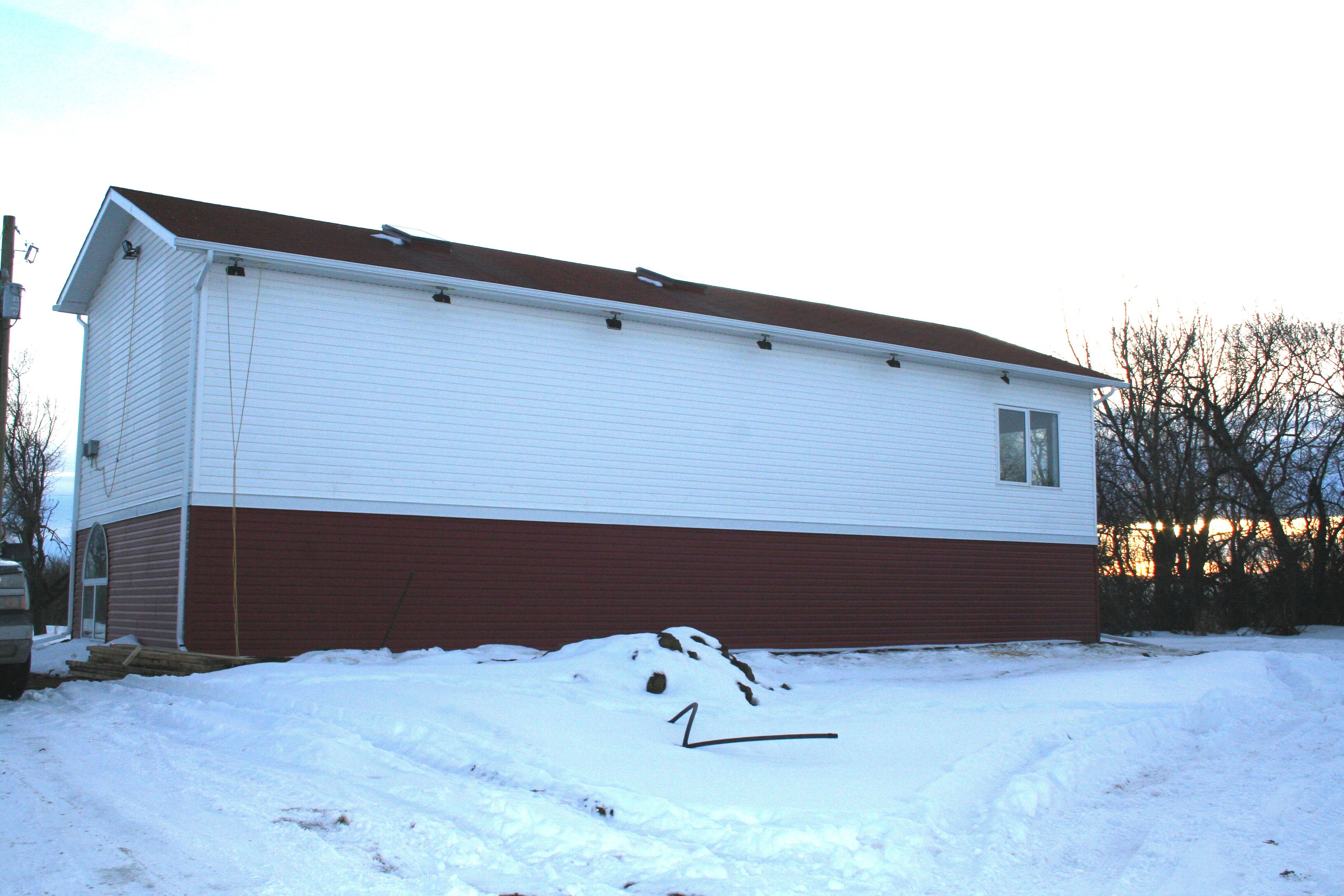 Acreage East Of Calgary 1 Or 2 Months - Strathmore