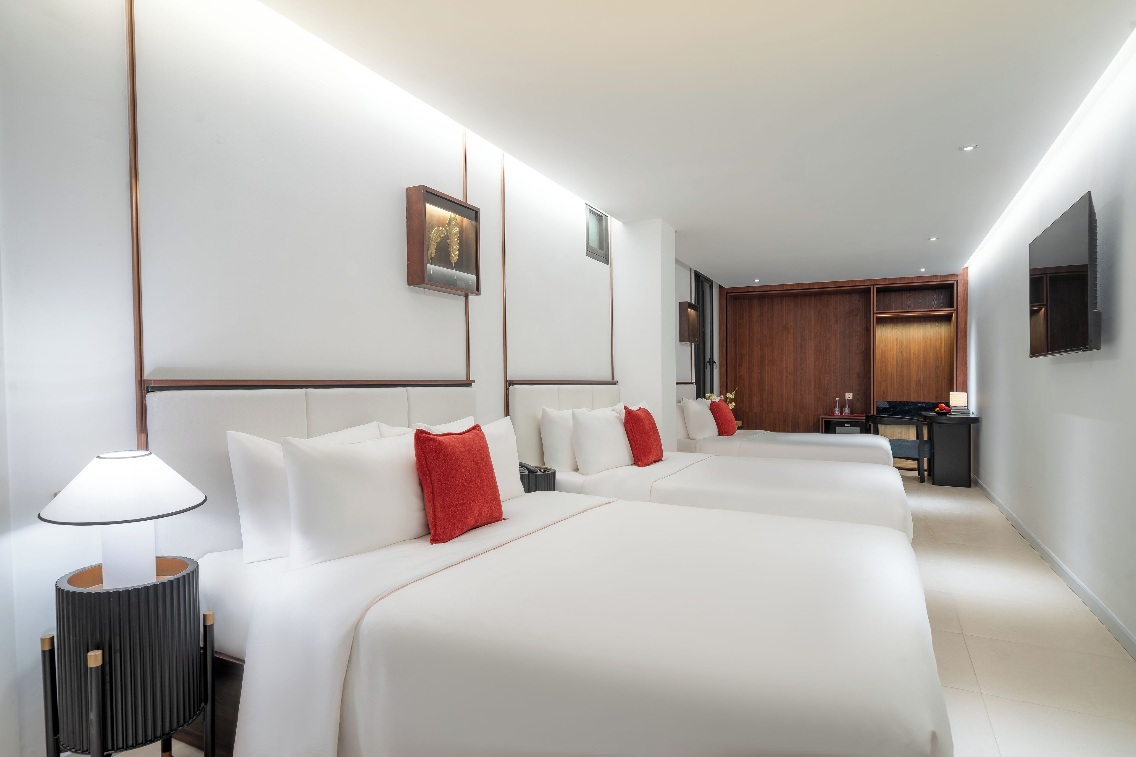 Quarto Triplo Standard | Cofre no quarto, cortinas/cortinados opacos, quartos insonorizados 