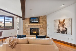 Condo, 1 quarto | Área de estar