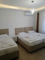 Apartamento clássico, vista para o jardim