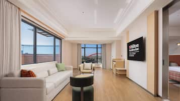 Suíte luxo, 1 cama King, terraço | Terraço/pátio