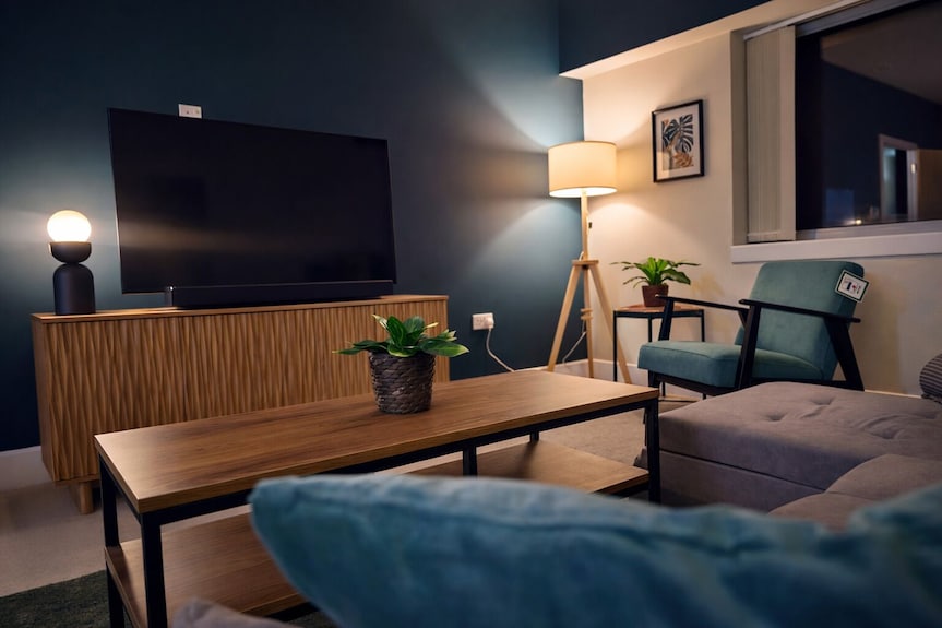 2bed Apartment | Contractors | Prime Central Mk| Parking | Sleeps5 - 米爾頓凱恩斯