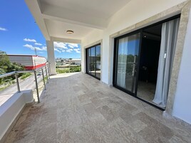 Penthouse Familiar | Exterior