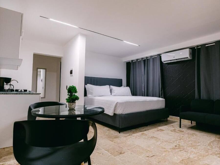 Secretária adequada para computadores portáteis, Wi-fi grátis