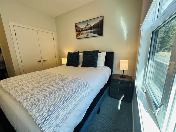 Skyridge Resort -Near Banff Entrance - Banff National Park