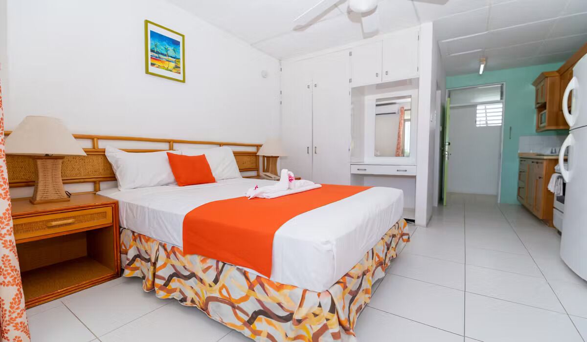 Stylish Apartment In Rockley Hills; Scenic Views; Free Wifi; Pool - Barbados