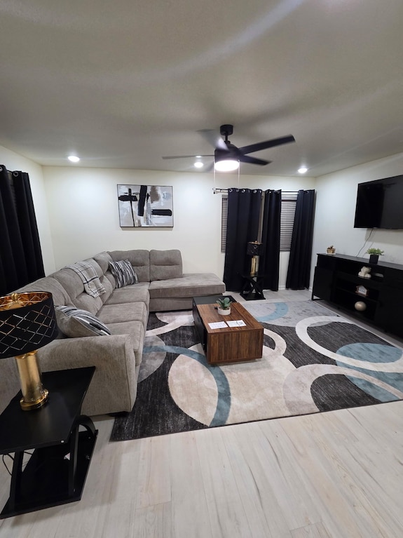 Cozy Abilene Getaway-2br Home, Sleeps 6 - Abilene, TX