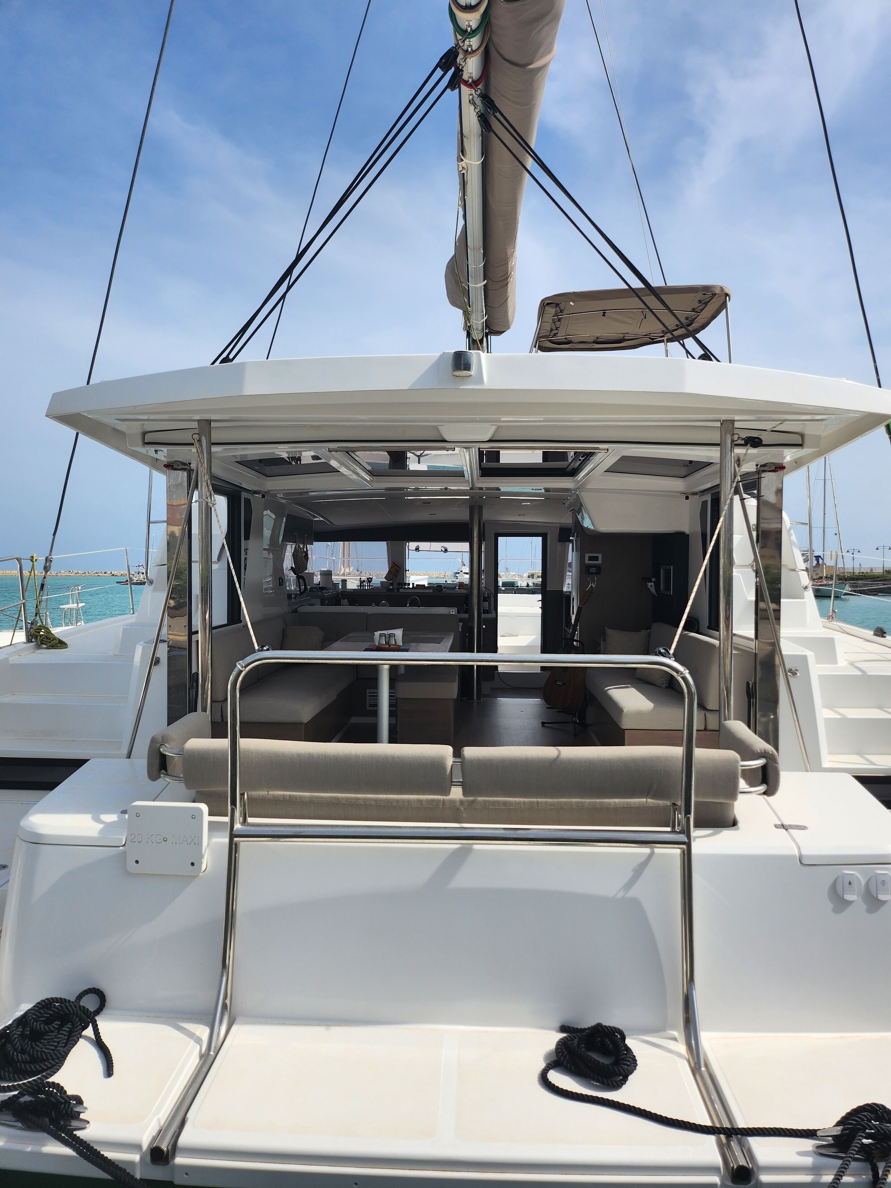 Perfect 4-bedroom Sailing Yacht With Ac In Nice Miami Location - Miami Beach, FL