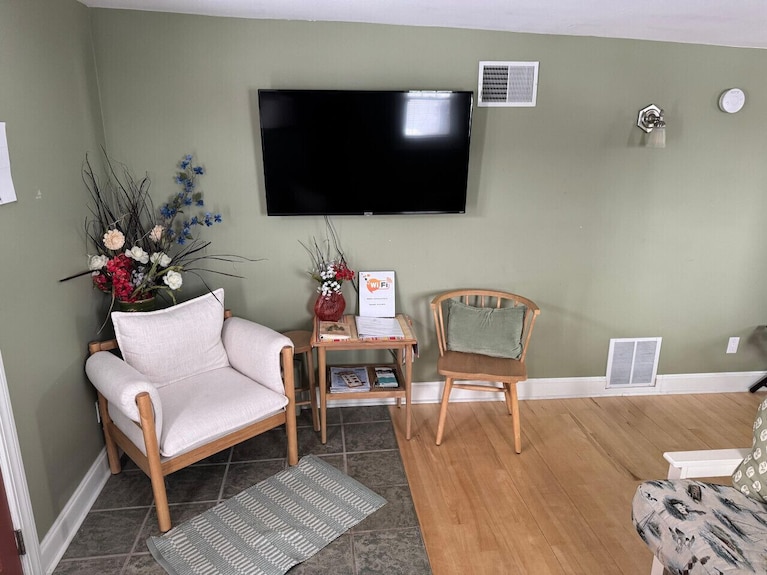 Carriage @ Hendrickson House - Bayfield, WI