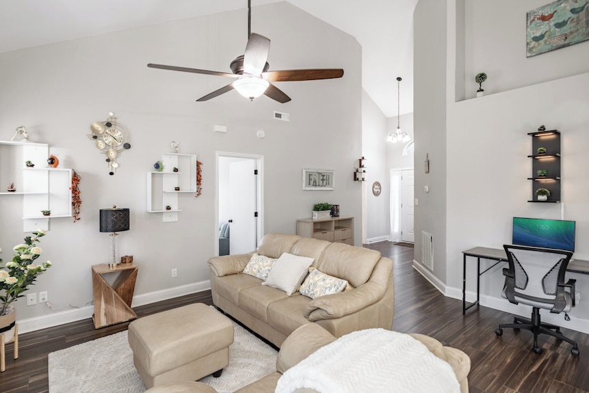 3-bedroom House In Delightful Madison / Pet Friendly / King Bed / Walking Park - 헌츠빌