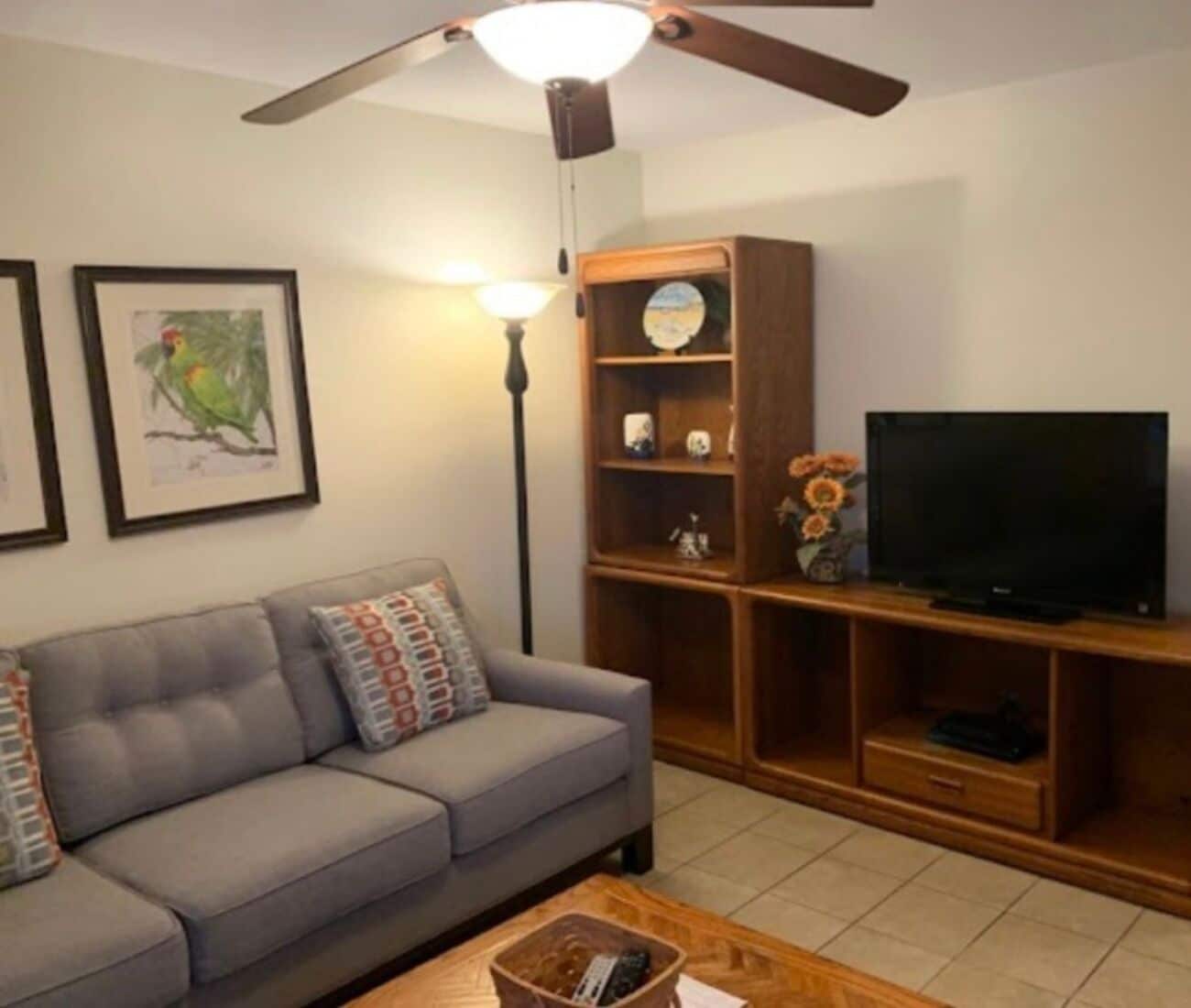 Property Is A Great Spot To Relax In The Sun With Beach Front And Ocean View. - Gulf Shores, AL