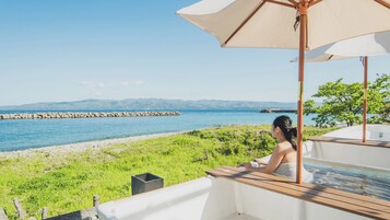 Banheira de hidromassagem exterior