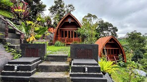 Bungalow Panorâmico, 1 quarto, varanda, vista para o jardim | Terrenos do alojamento