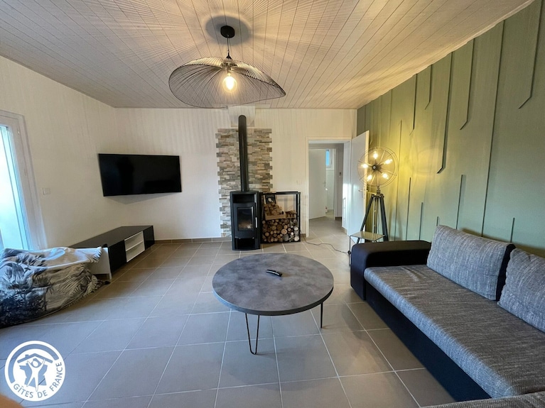 Family Home 700m From Beach, Spa, Pets Allowed - Vendée