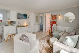 Casa (2 Bedrooms) | Interior