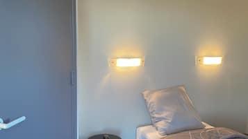 Quarto solteiro | Wi-Fi de cortesia