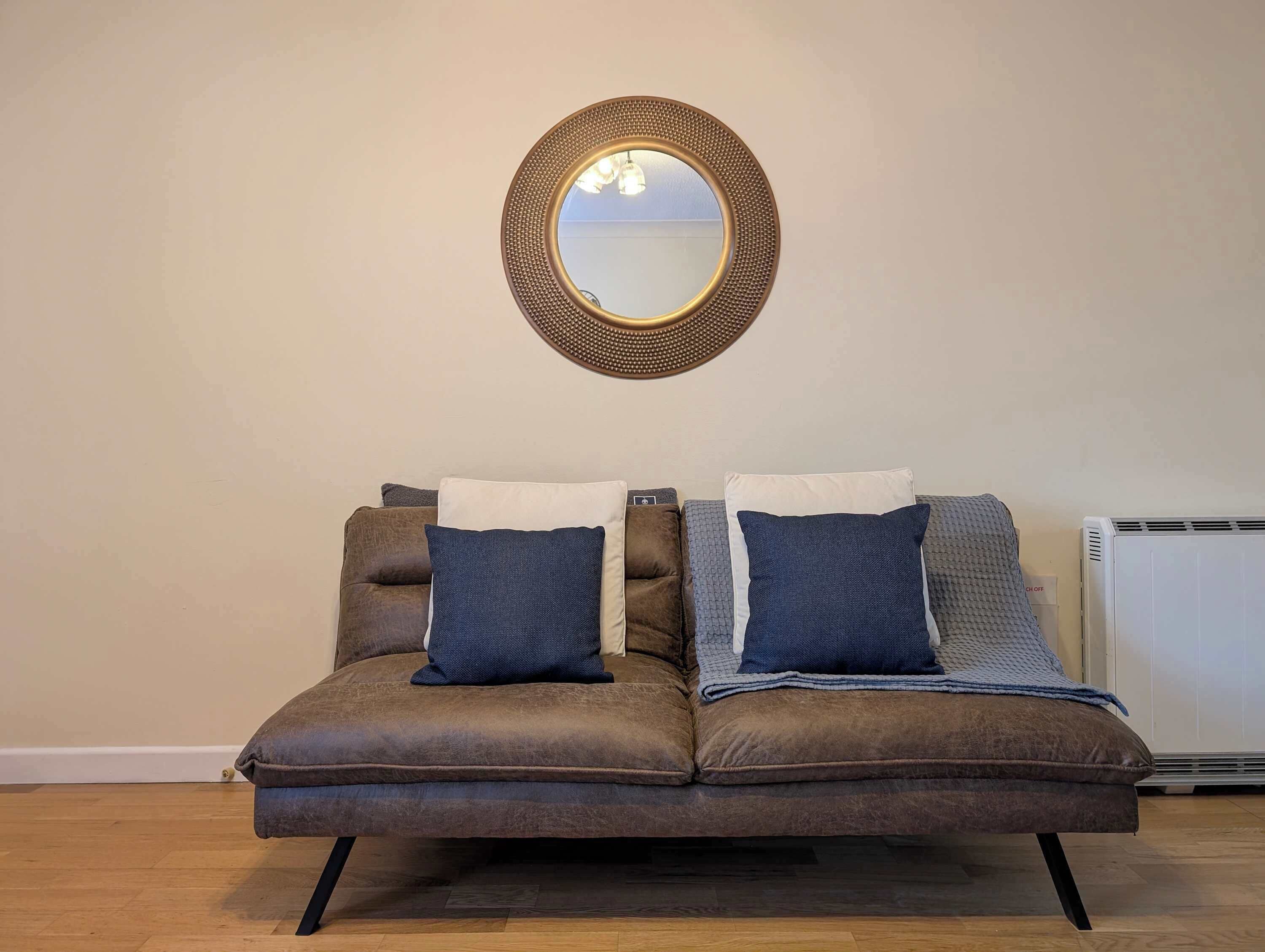 Comfortable 2-bedroom House In Hayes - Hounslow