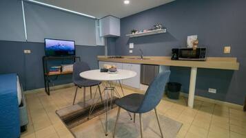 Suite Familiar, Vista para a cidade | Restaurantes