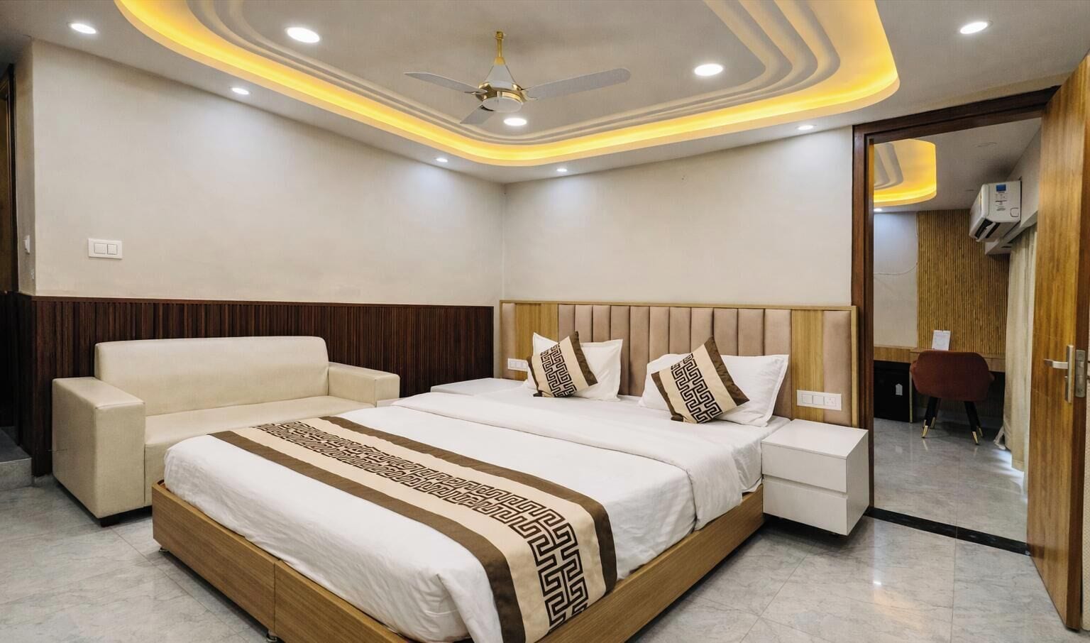 Quarto Duplo de Luxo, varanda | Quartos insonorizados, Wi-fi grátis, acesso para cadeira de rodas 