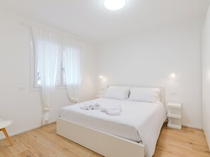 Cofre no quarto, ferro/tábua de engomar, Wi-fi grátis 