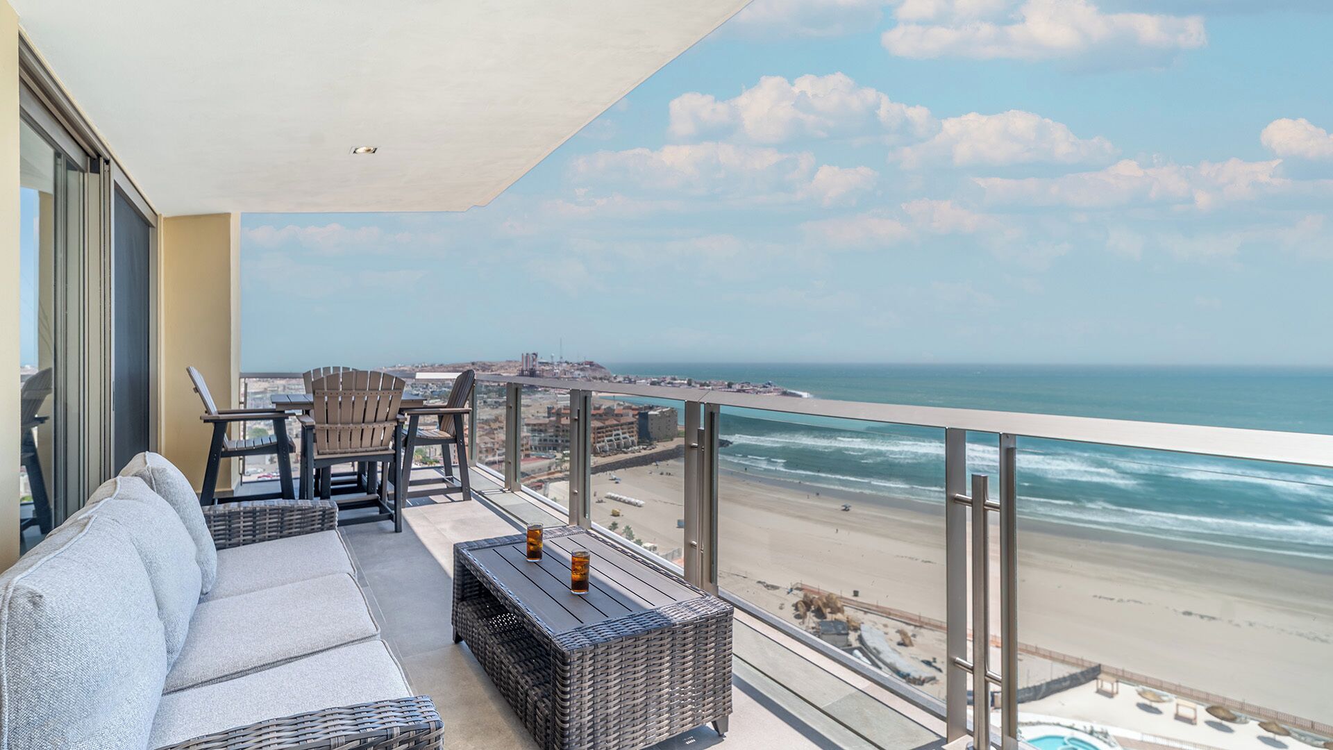 Condo, 1 cama King e sofá-cama, sacada (Sonoran Star One 1601) | Área da propriedade