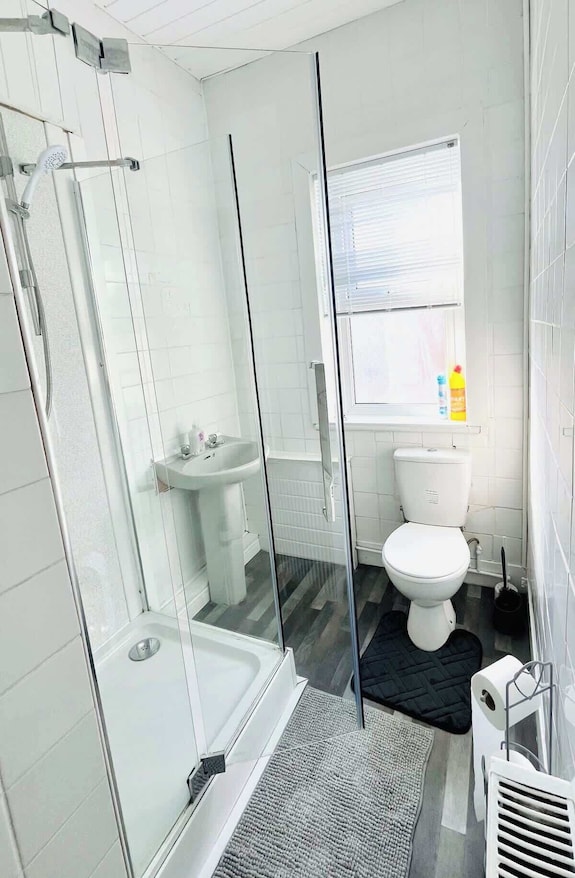 Francis Avenue Guesthouse: Family-friendly Stay - 南海城