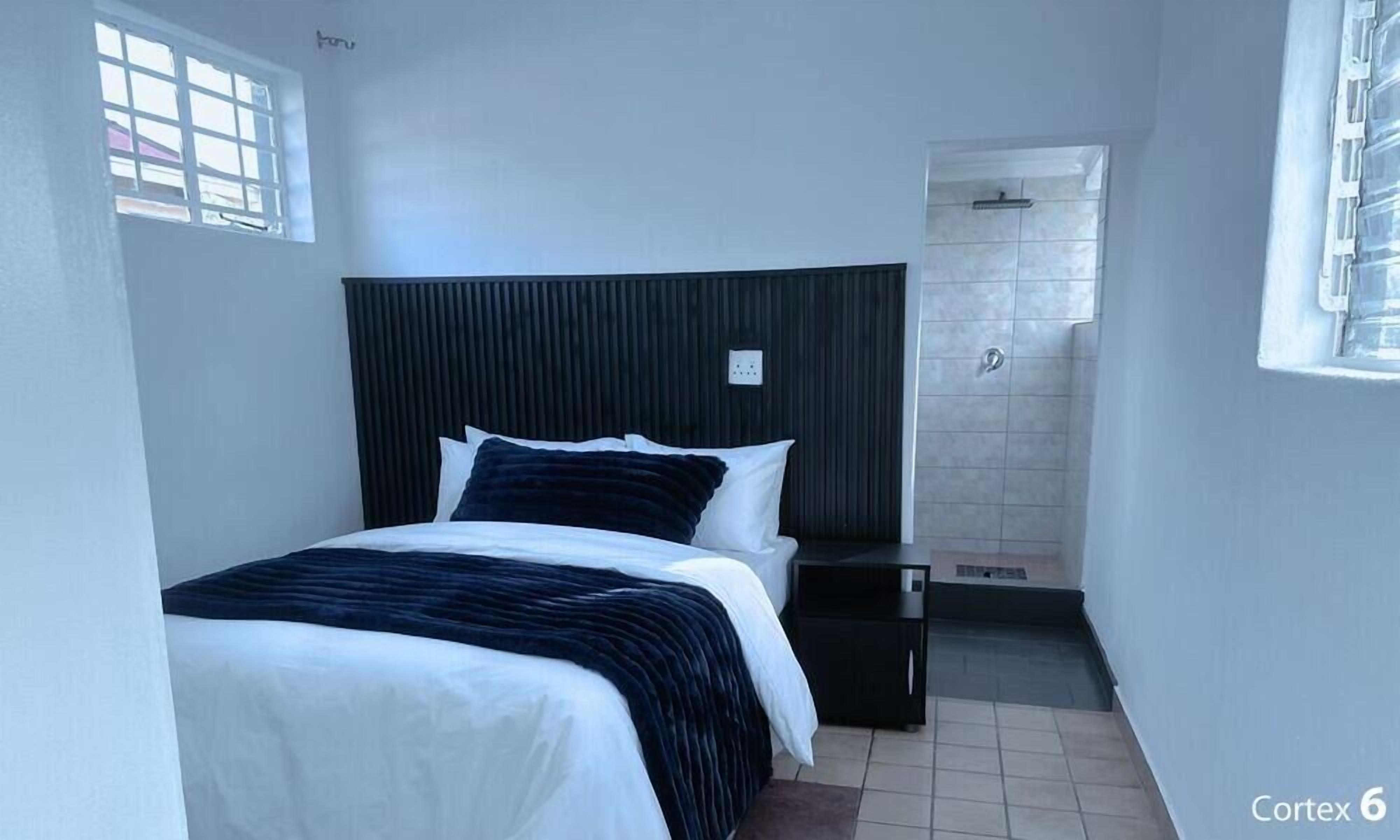 Apartamento Superior, 1 cama de casal e sofá-cama, pátio, vista para o jardim | Lençóis de algodão egípcio, roupa de alta qualidade, edredões de penas 