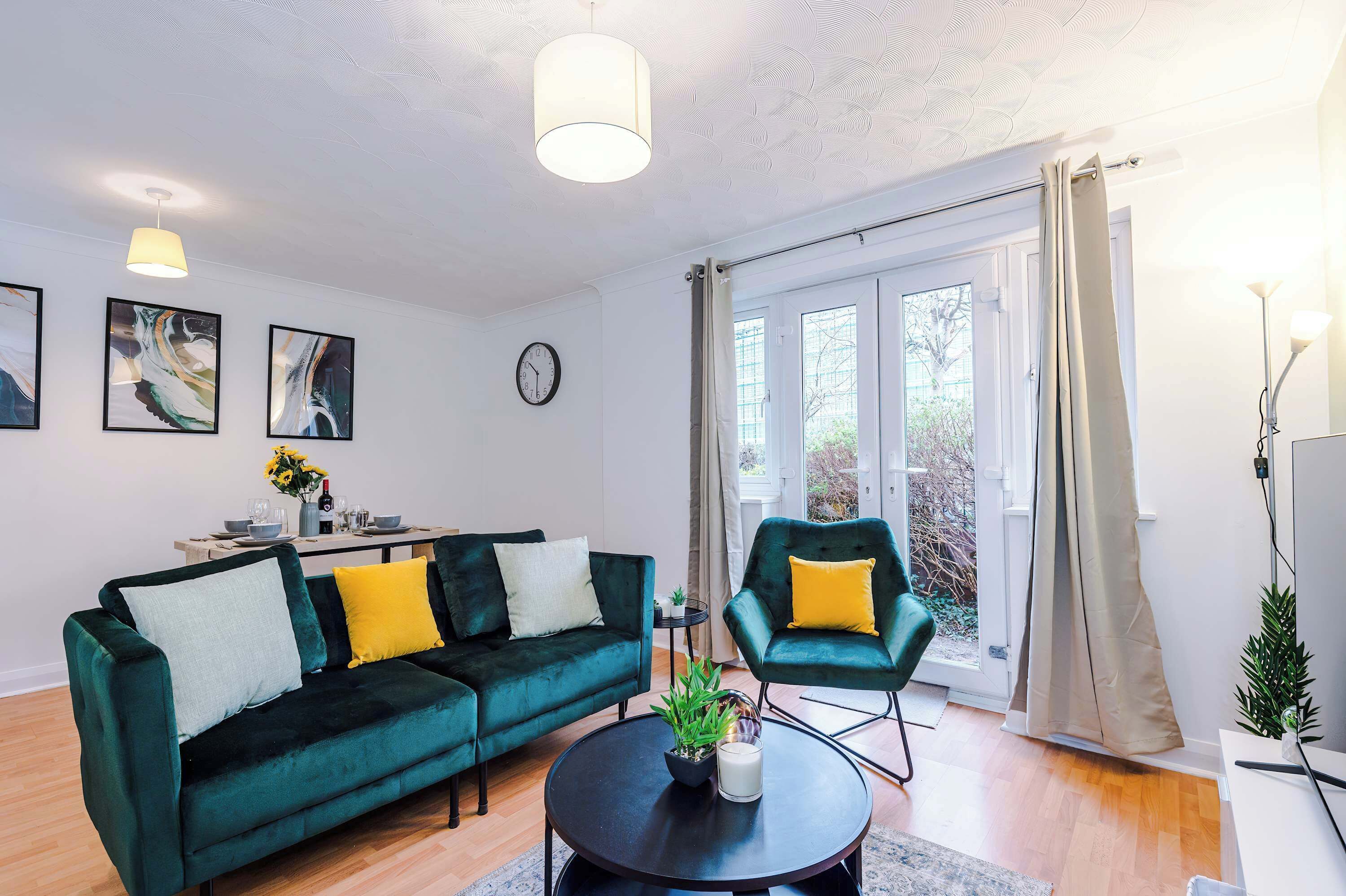 Cosy 1 Bed Mediacity Stay |  Free Parking - Manchester