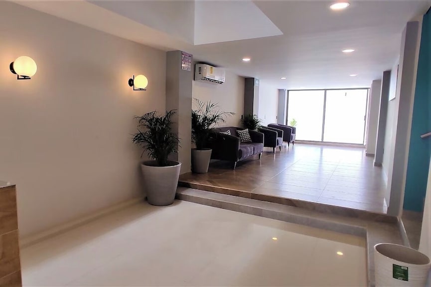 Relaxing Mazatlán Getaway: Beach Days, Local Culture & Great Eats L 3 Rooms - Mazatlán