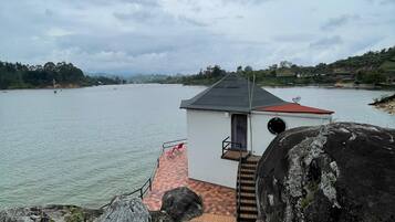 Casa Panorâmica, vista para o lago | Exterior