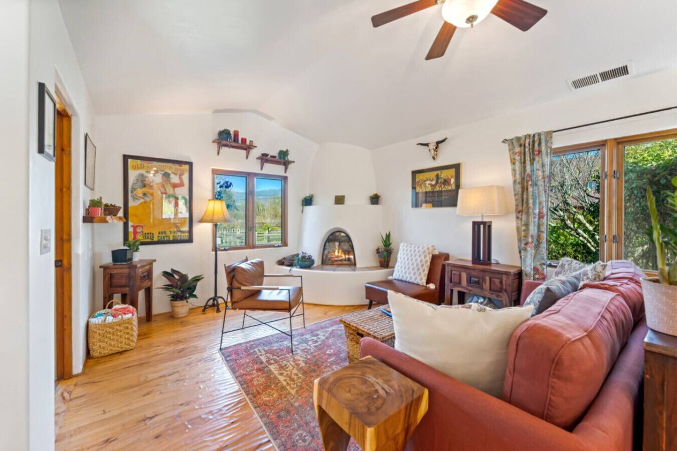 Casa De Isabelle - A Spanish Farmstay (Pets Ok) - Santa Barbara