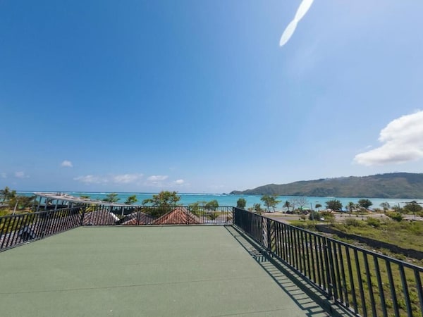 Mar Bella Beachfront Hotel - Lombok