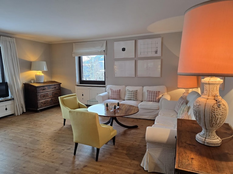 Retraite Alpine Avec Terrasse Ensoleillée - Kitzbühel