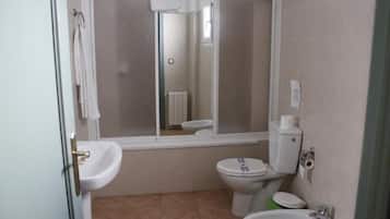 Quarto Individual | Casa de banho