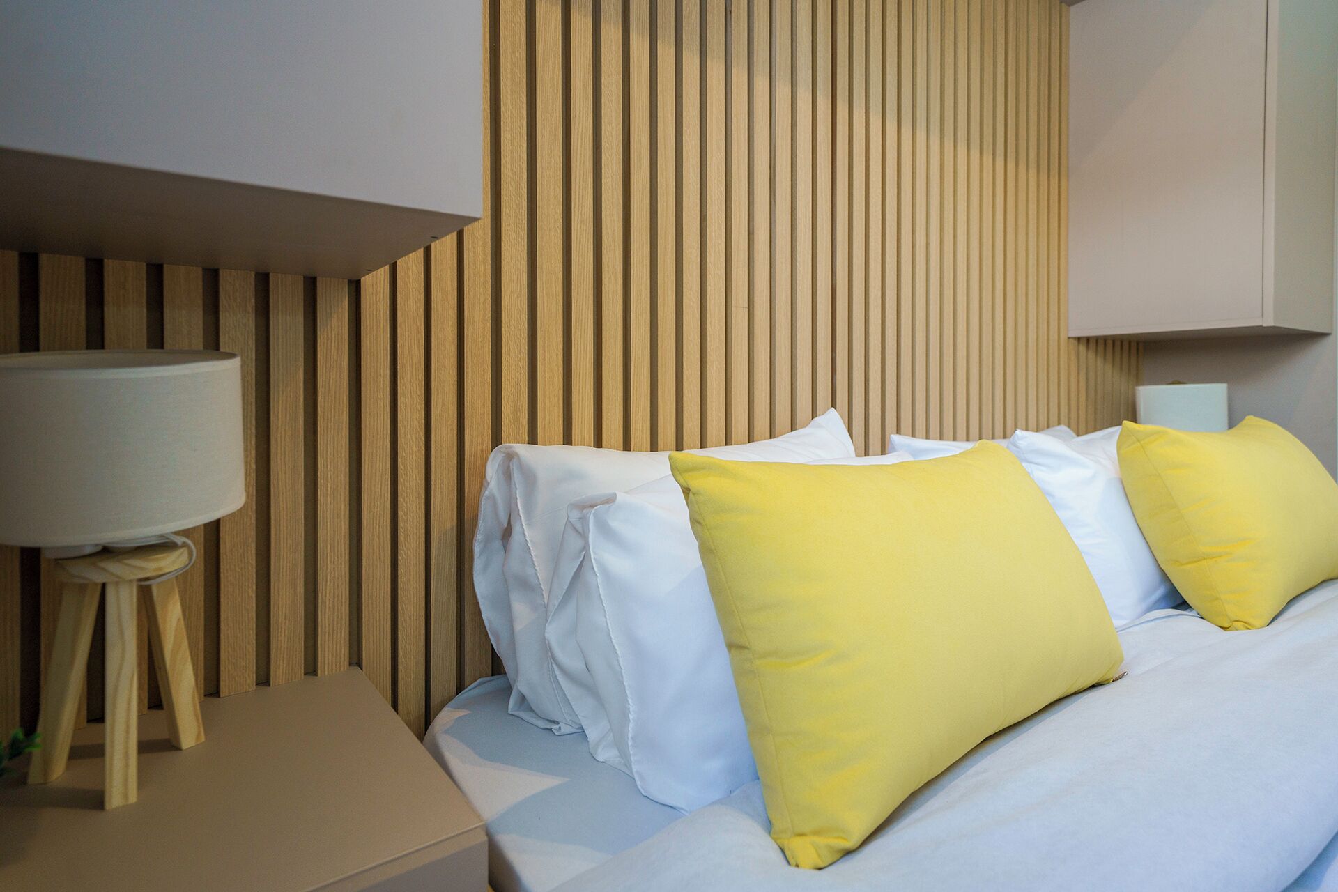 Apartamento Deluxe, Vista para a cidade | Secretária, secretária adequada para computadores portáteis 