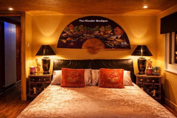 东方套房 - 斯旺西