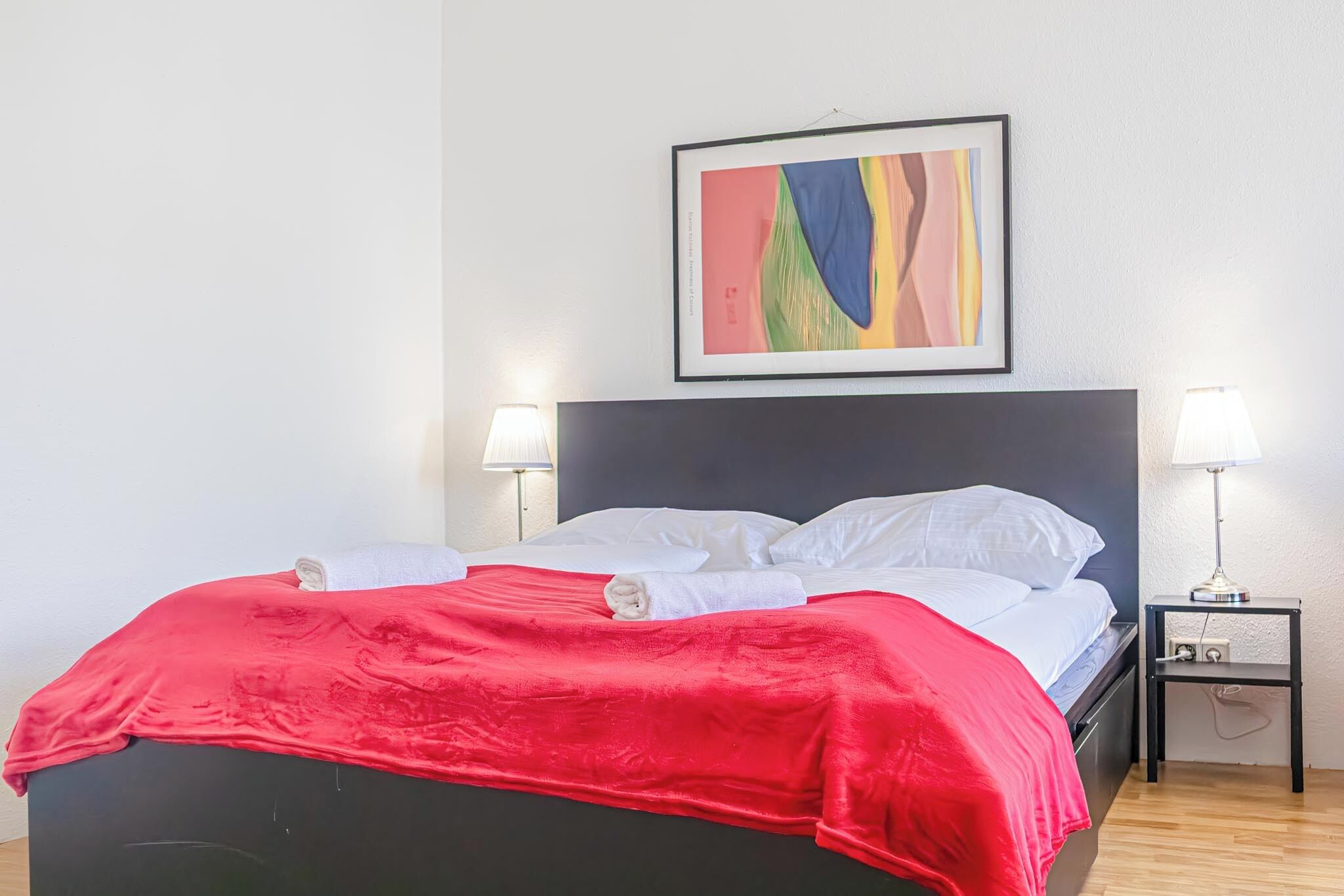 Apartamento básico | Ferros/tábuas de passar roupa, Wi-Fi de cortesia