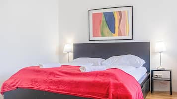 Apartamento básico | Ferros/tábuas de passar roupa, Wi-Fi de cortesia