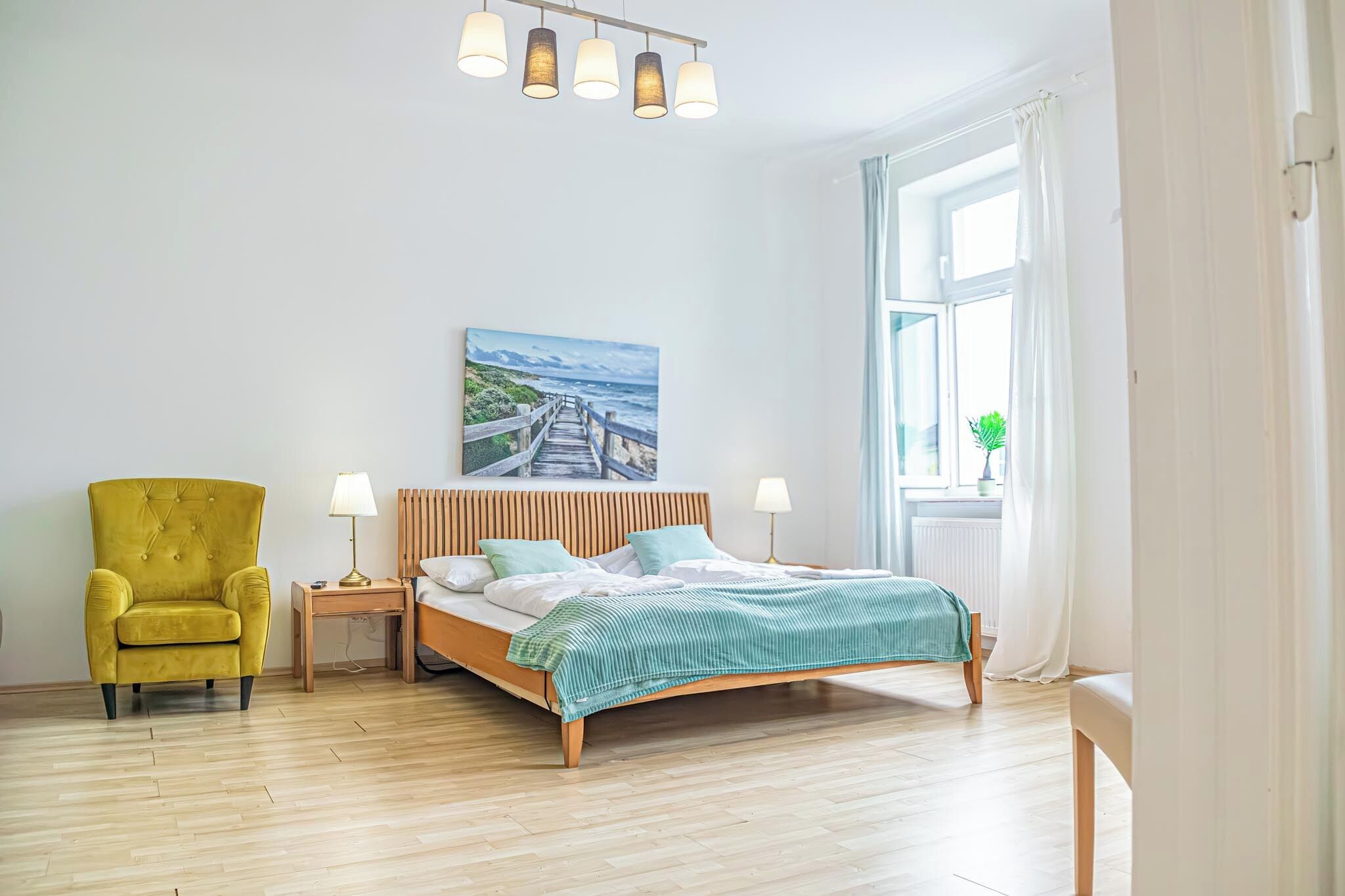 Apartamento básico | Ferros/tábuas de passar roupa, Wi-Fi de cortesia