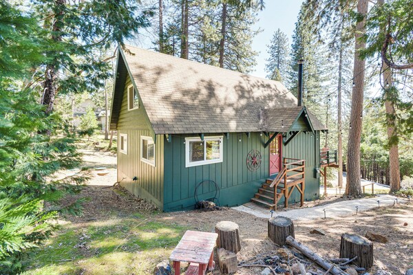 The Green Hideaway Arnold Cabin In The Pines! - Murphys, CA