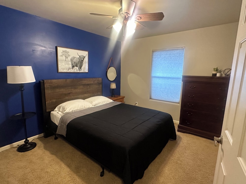This is a beautiful 3 bedroom, 2 bath cozy, cabin style home. - Latest ...