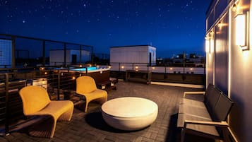 Casa | 6 quartos, internet de alta velocidade