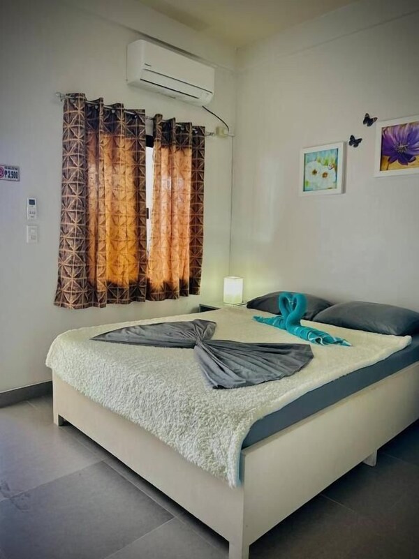 Playa Blanca Beach Resort & Dive Centre - Puerto Galera