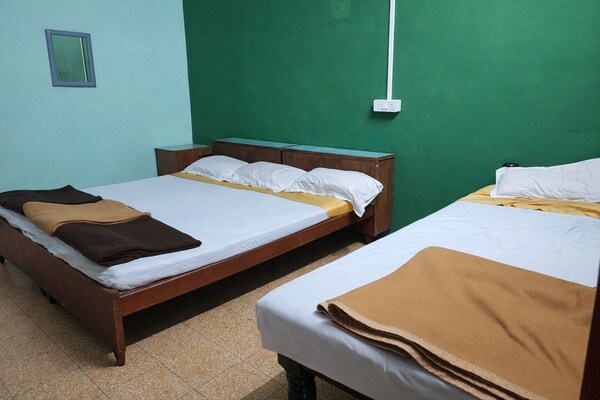 Wild Flower Homestay - Dandeli