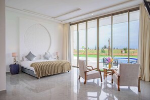 Villa Superior, varanda, vista para o jardim | Roupa de alta qualidade, com decoração personalizada 