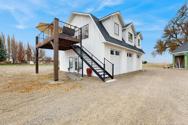 Home W/ Farmstyle Loft & Views, Mins To Dtwn - Rupert, ID