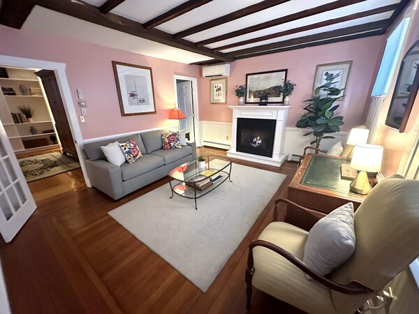 Exposed Beam One Bedroom Suite Downtown Newport #15 1 Home - Atlantic Beach, Rhode Island
