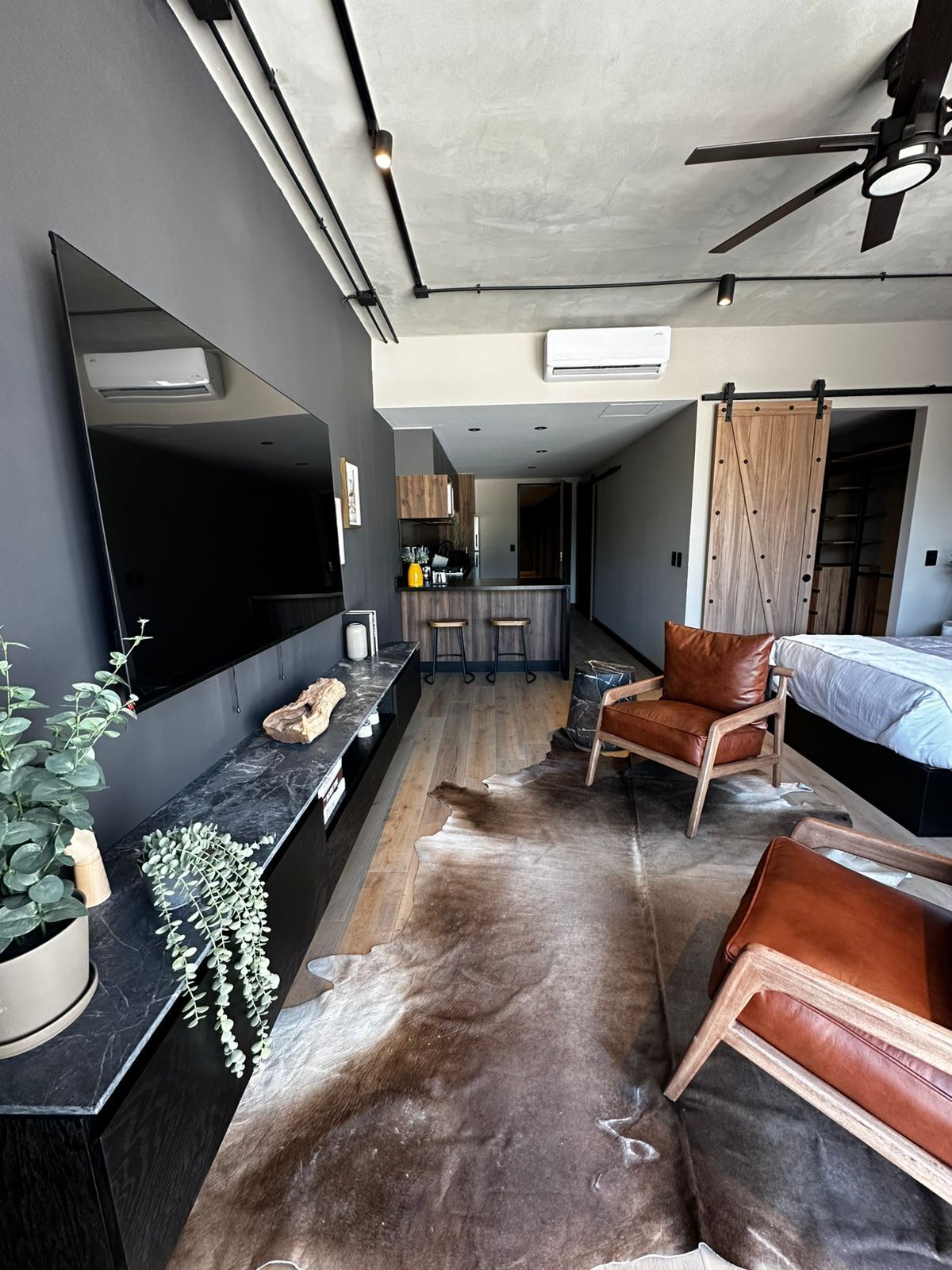 Apartamento Exclusivo | Sala de estar | TV de ecrã plano 